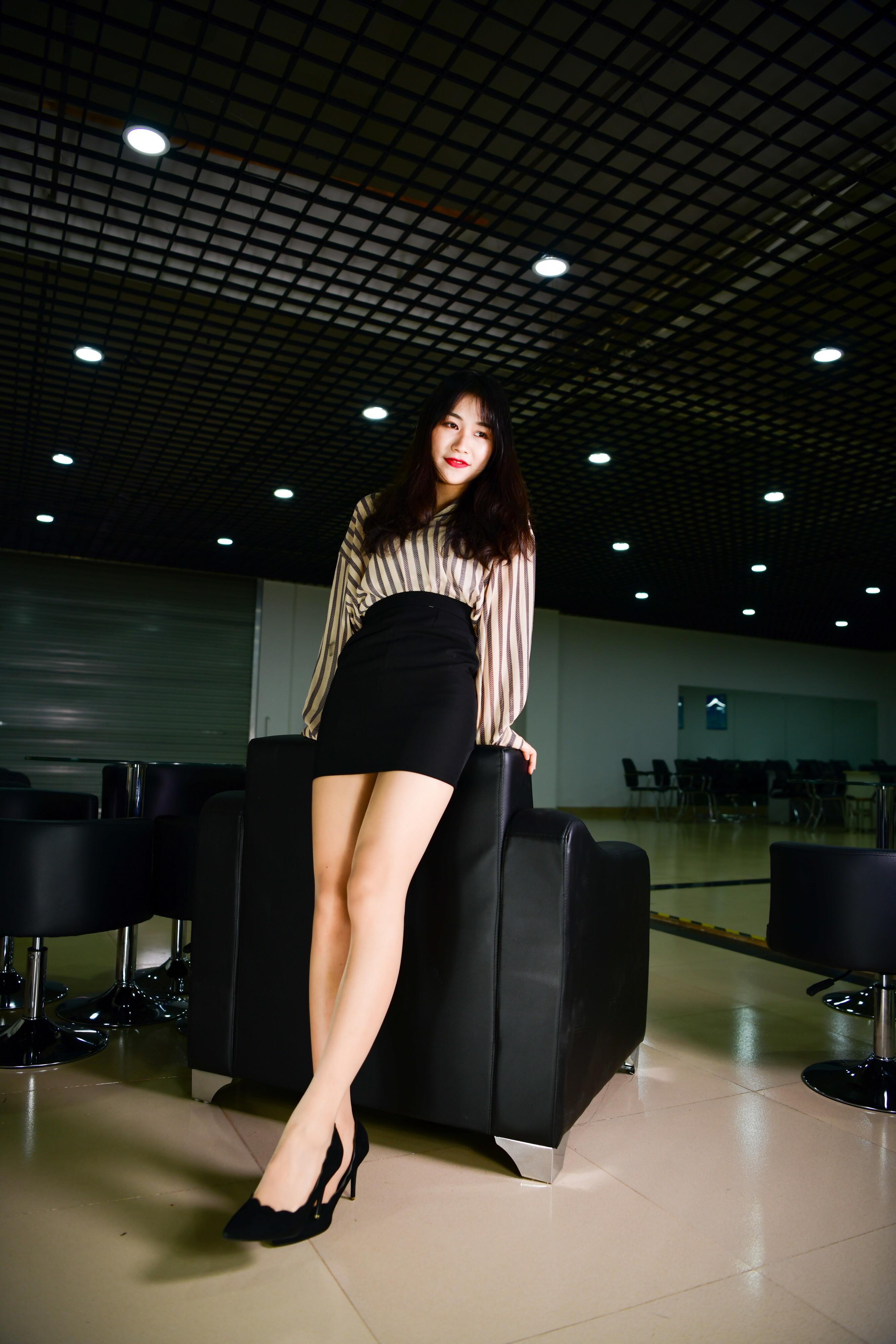 [2021-05-29] 国色美图之性感的短裙丝袜美女（二） [87P] - 库里丝